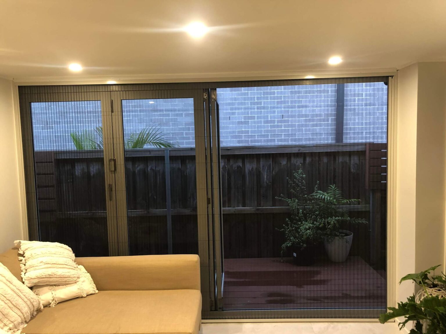 Horizontal or Vertical – Which Window Blinds Should You Choose?